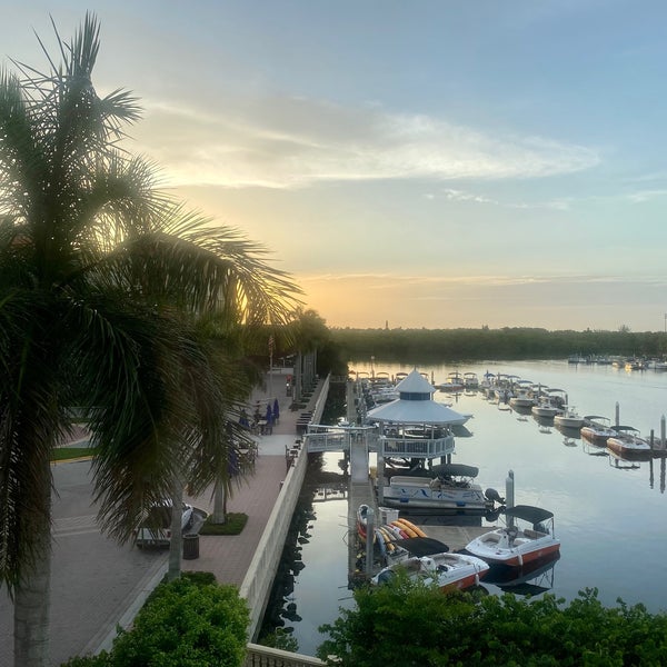 Bayfront Inn 5th Ave - Old Naples - 6 tips from 399 visitors