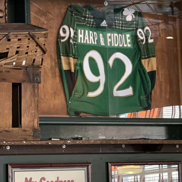 Mullaney's Harp & Fiddle Irish Pub - Strip District - 2329 Penn Ave