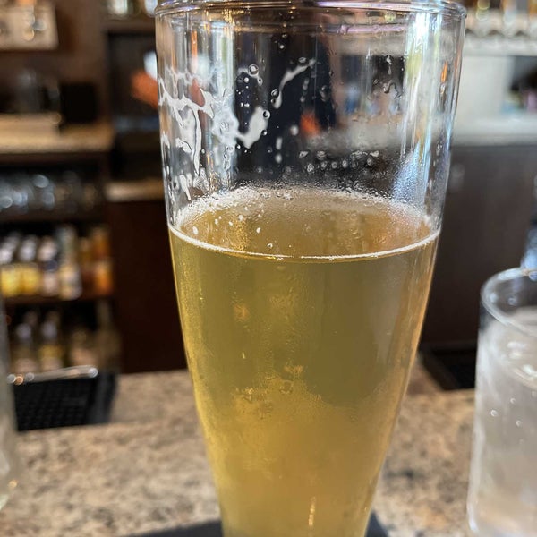 Maxx Restaurant - 17 visitors