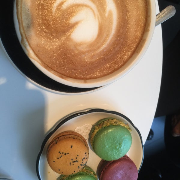 Macaron Café - Dessert Shop in New York