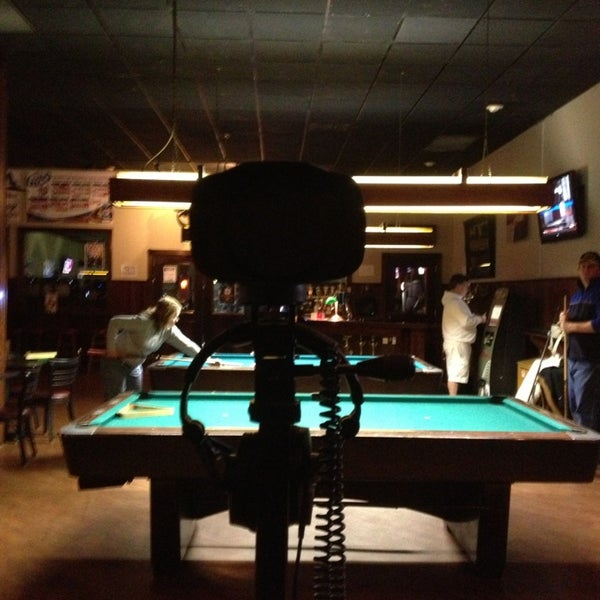 Fast Eddie's Sports & Billiards - Pool Hall