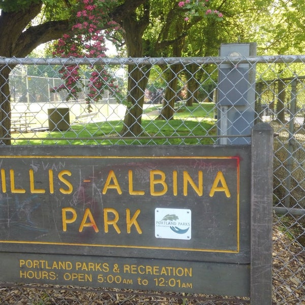 Lillis Albina Park - 1 tip from 184 visitors