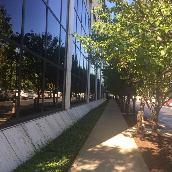 HCA Building 2 - Office