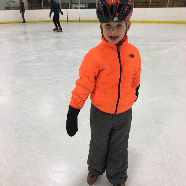 Photos at Gilmour Academy Ice Arena - Hockey Stadium in Gates Mills
