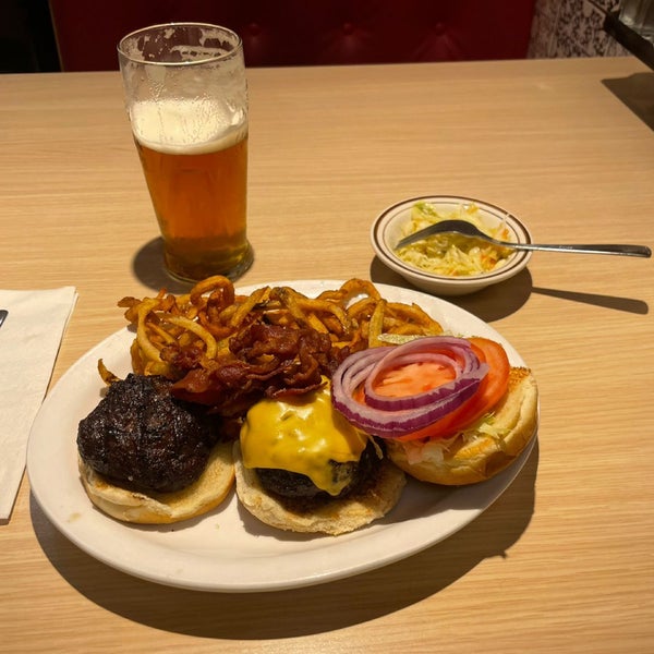 Mister Steer - Ville-Marie - Montréal, QC