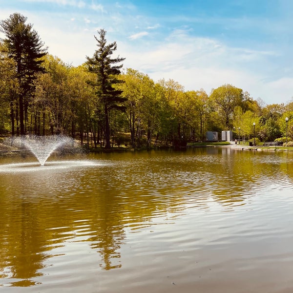 Are Dogs Allowed At Green Hill Park