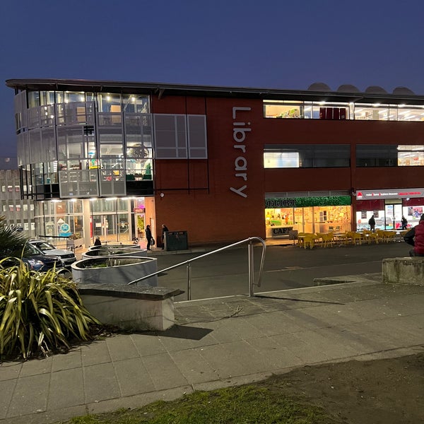 Bournemouth Library - 6 tips from 375 visitors