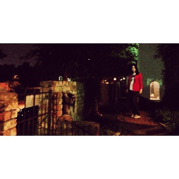 El Sibil - 122 E 5th St