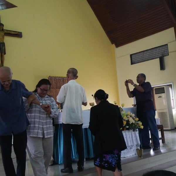 Kapel Santo Petrus-Paulus - Church in Samarinda