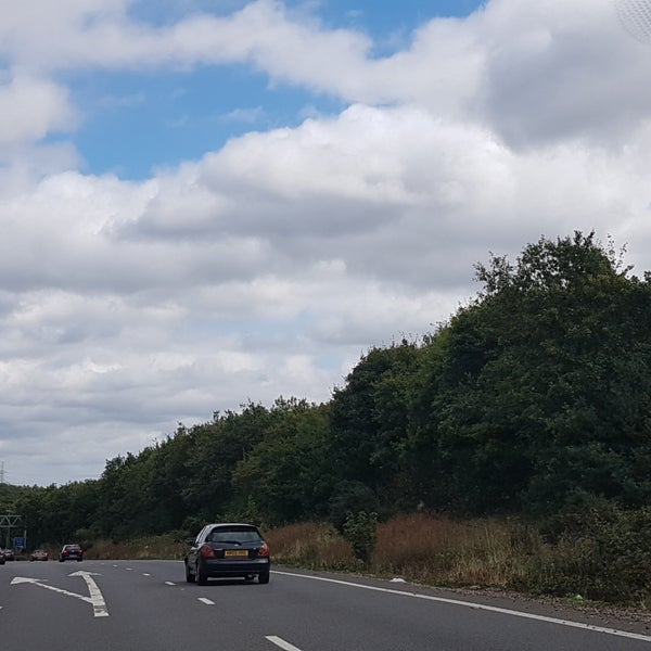 Photos at M25 Junction 16 / M40 Junction 1A - J16 / J1A