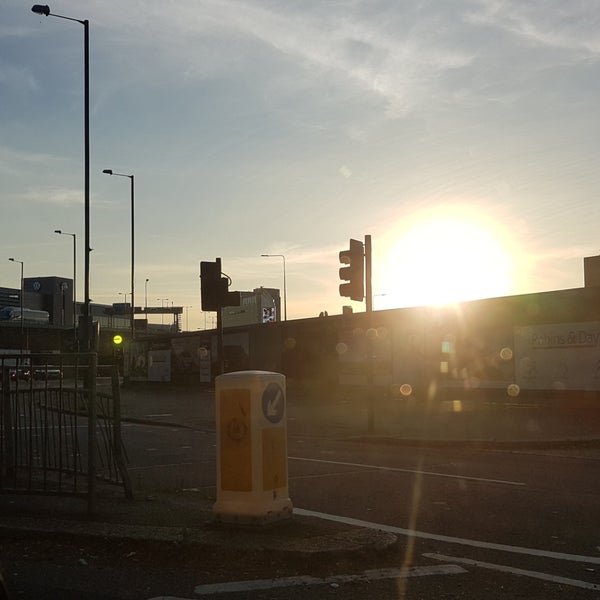 Chiswick Roundabout - Road in Turnham Green