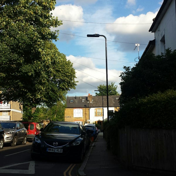 Olde Hanwell - 1 tip from 67 visitors