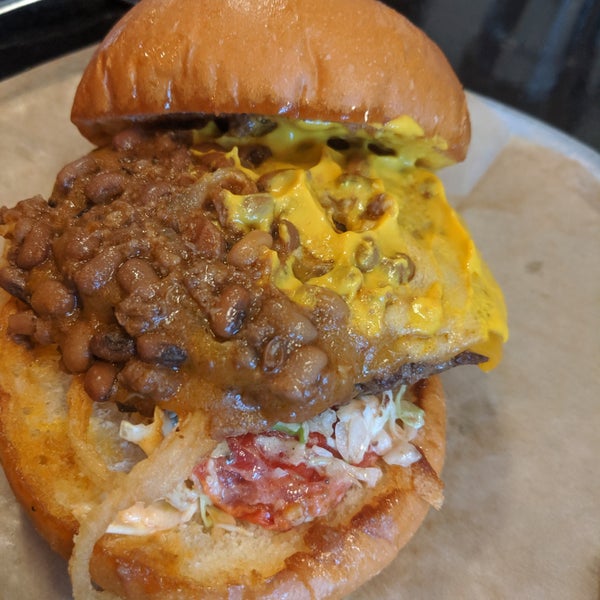 Chuck's (Now Closed) - Burger Joint in Raleigh