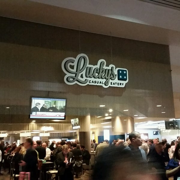 Luckys Casual Eatery - American Restaurant in Las Vegas