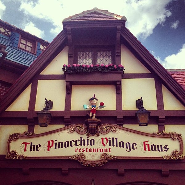 Pinocchio Village Haus - Italian Restaurant