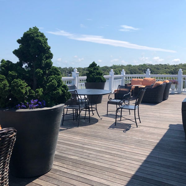 Mansion House Inn - Vineyard Haven, MA