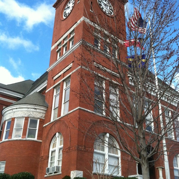 Floyd County Historic Courthouse - 4 tips