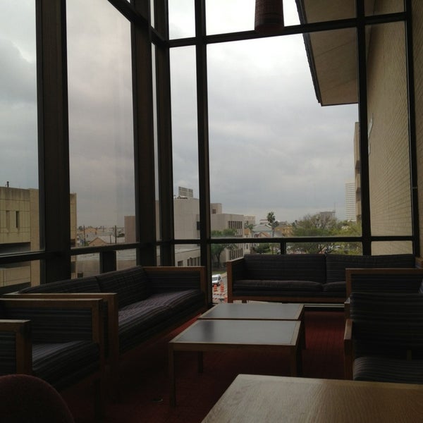 UTMB Moody Medical Library - University of Texas Medical Branch - 0 tips