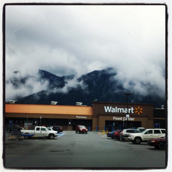 Walmart Supercenter (Now Closed) - 5 tips