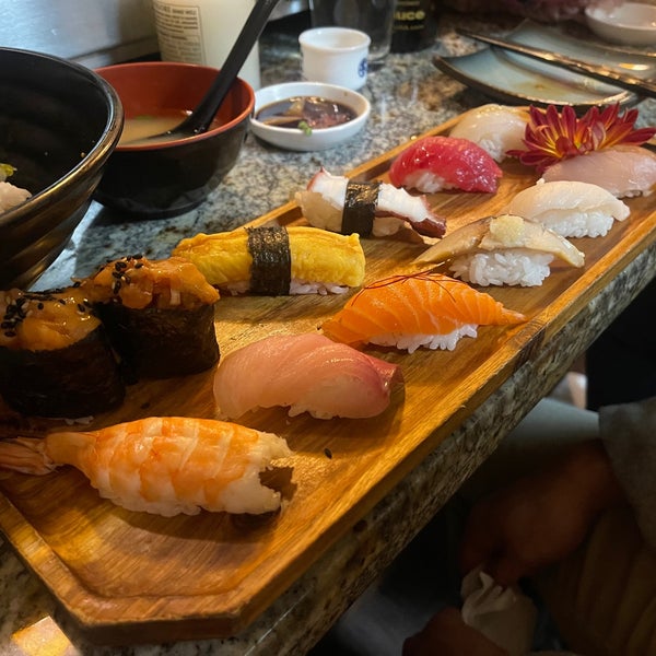 Akiko's Sushi Bar - Sushi Restaurant in San Francisco