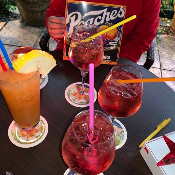 Peaches - Cocktail Bar
