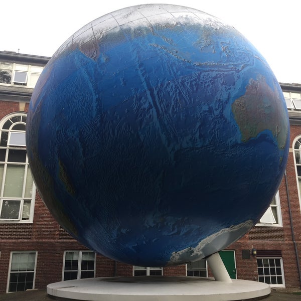 Babson World Globe - Map Hill Dr.