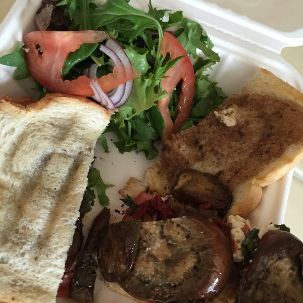 The Nile Cafe - Niles - 121 I St