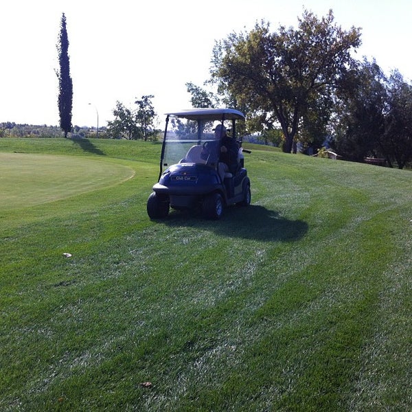 Rundle Park Golf Course - Golf Course in Edmonton