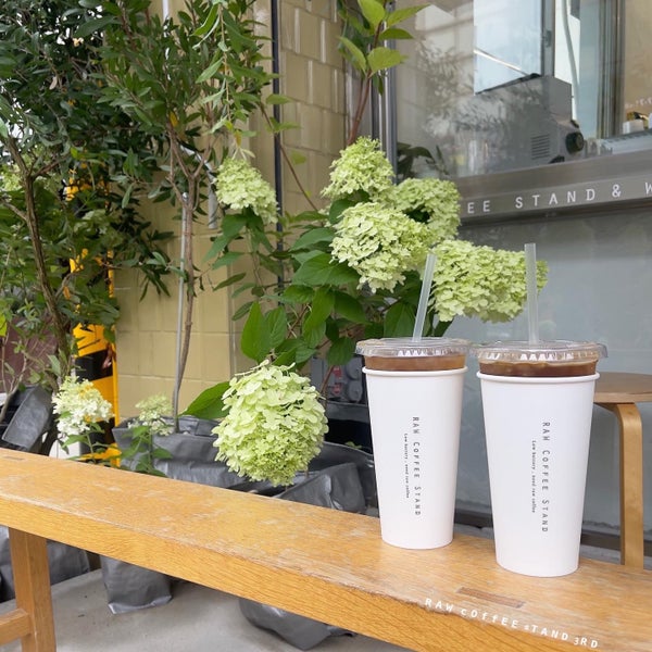 Raw Coffee Stand - Coffee Shop