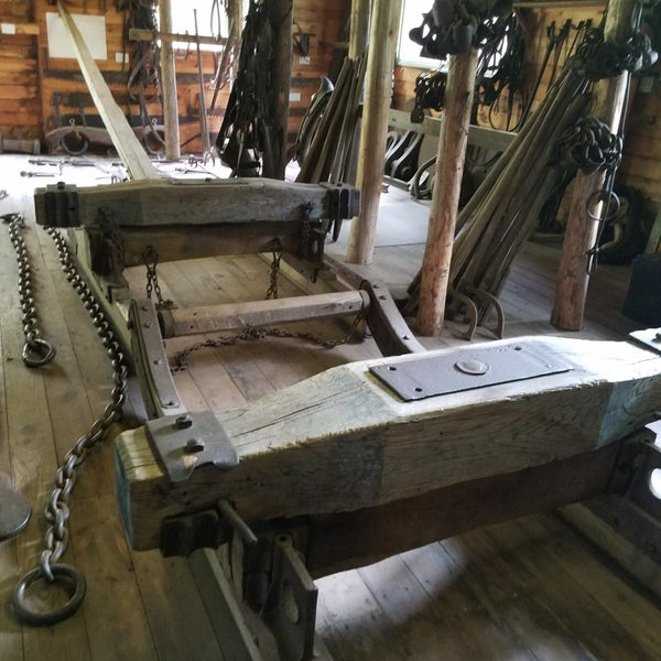 Tom's Logging Camp - Farm