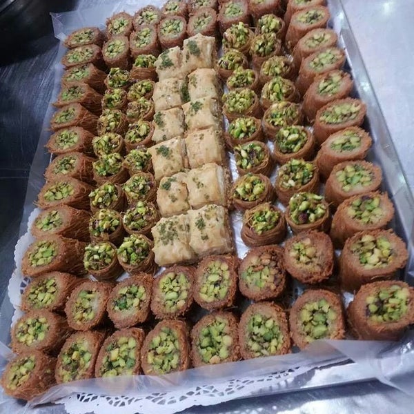 Patisserie Bouchee - Pastry Shop