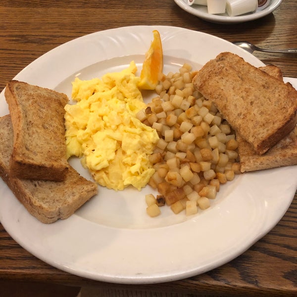 Days Inn - Downtown Vancouver - 3 tips