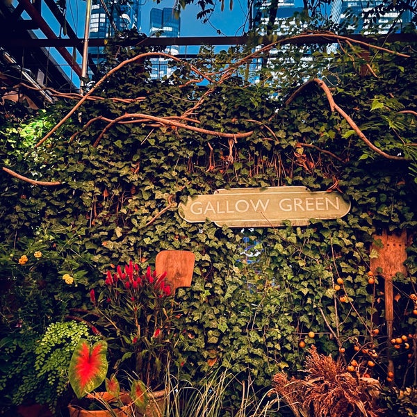 The Lodge at Gallow Green - Chelsea - 542 W 27th St
