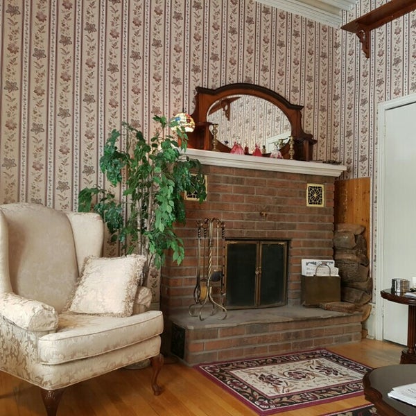 Albert House Inn - Bed and Breakfast in Ottawa