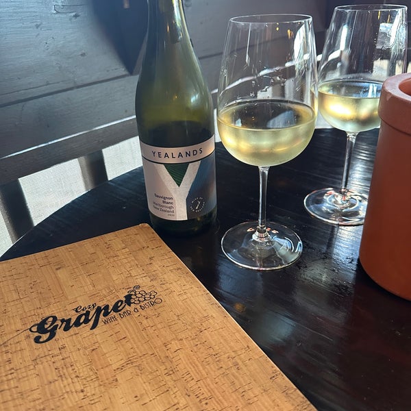 Cozy Grape Wine Bar & Bistro - 9 tips