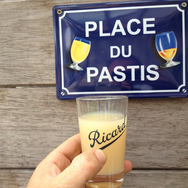 Place Du Pastis - Beer Garden