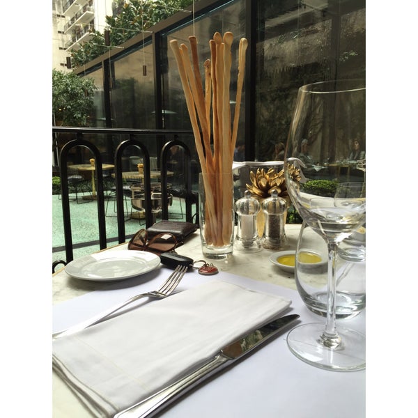 Casa Cavia - Argentinian Restaurant in Buenos Aires