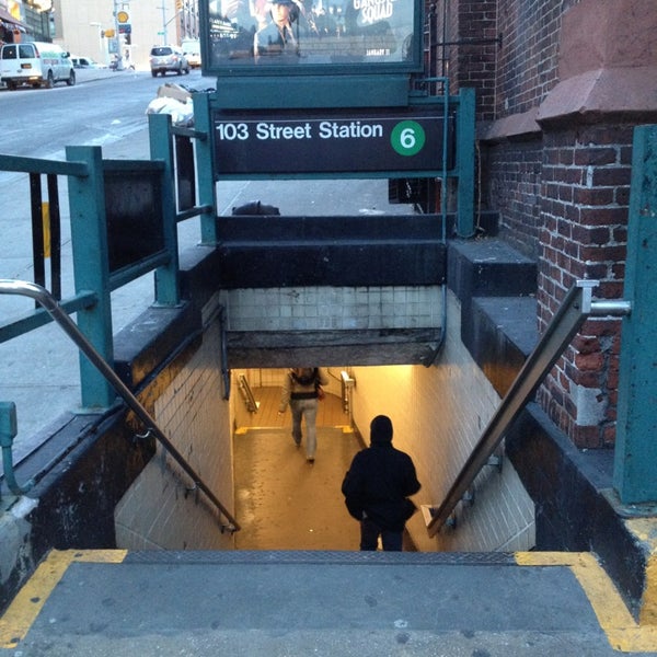 MTA Subway - 103rd St (6) - East Harlem - 5 tips