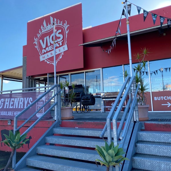 Vic's Meat Market - Butcher