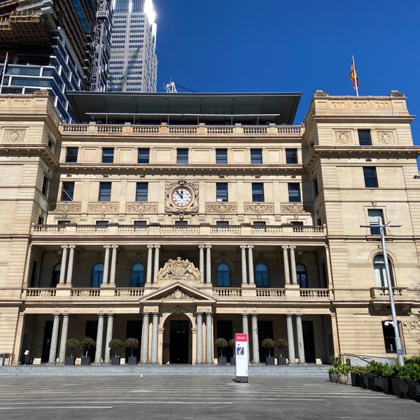 Customs House Library - 11 tips