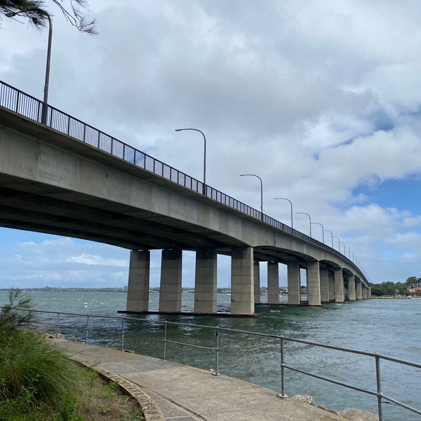 Captain Cook Bridge - Bridge