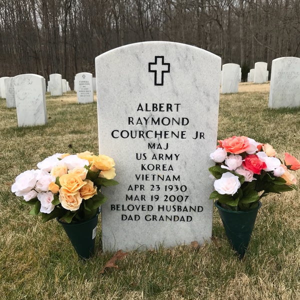 Photos at Quantico National Cemetery - Cemetery in Triangle