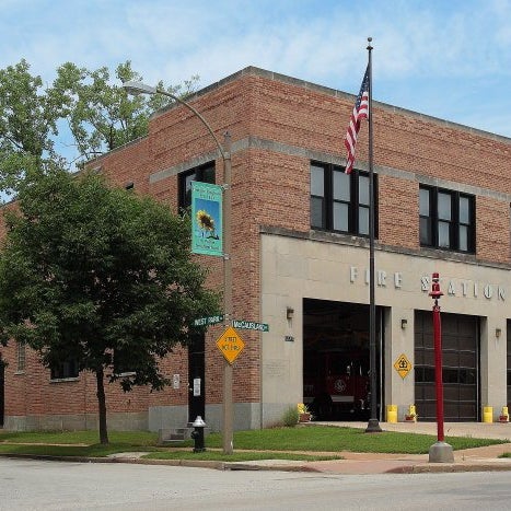 St. Louis Fire Dept. Engine House #22 - Fire Station in Saint Louis