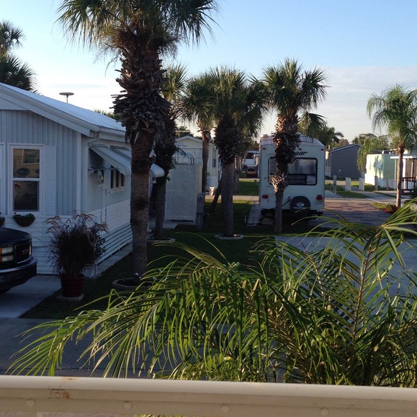 Siesta Bay RV Resort - Fort Myers, FL