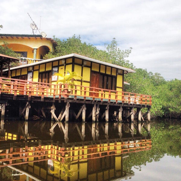 Rancho Estero y Mar - San Luis Talpa, La Paz