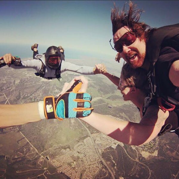 Santa Barbara Skydive - 1801 N H St