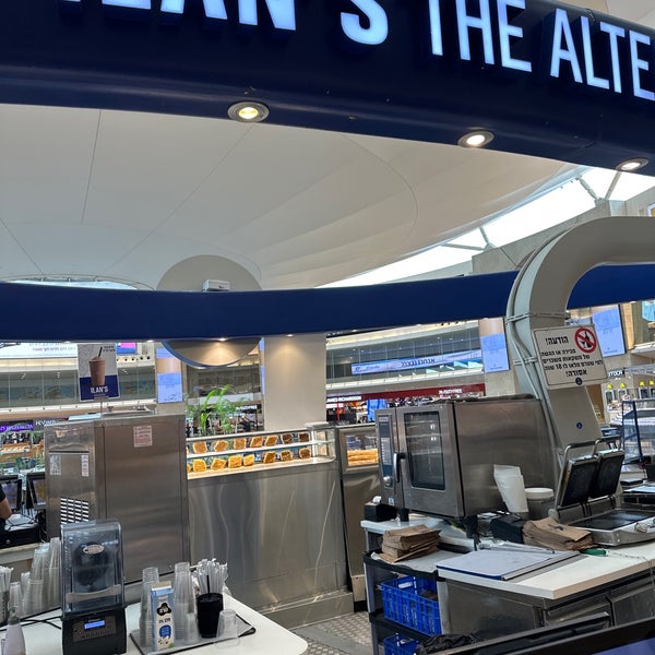 Ilan's The Alternative Cafe - Terminal 3