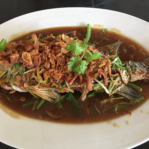 Boss Thai & Seafood Restaurant - ฉะเชิงเทรา, จังหวัดฉะเชิงเทรา