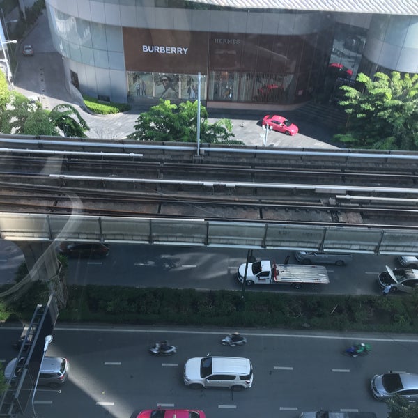 Tonson Tower (ต้นสนทาวเวอร์) - 900 Phloen Chit Rd.