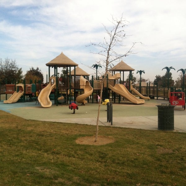 Freedom park - Park in Hanford